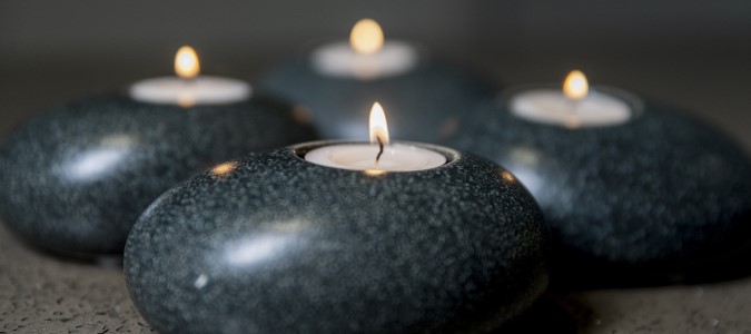 Keepsake Candle Pebble Urn – 4 pack – Eternity Pebble Funeral Urns ...
